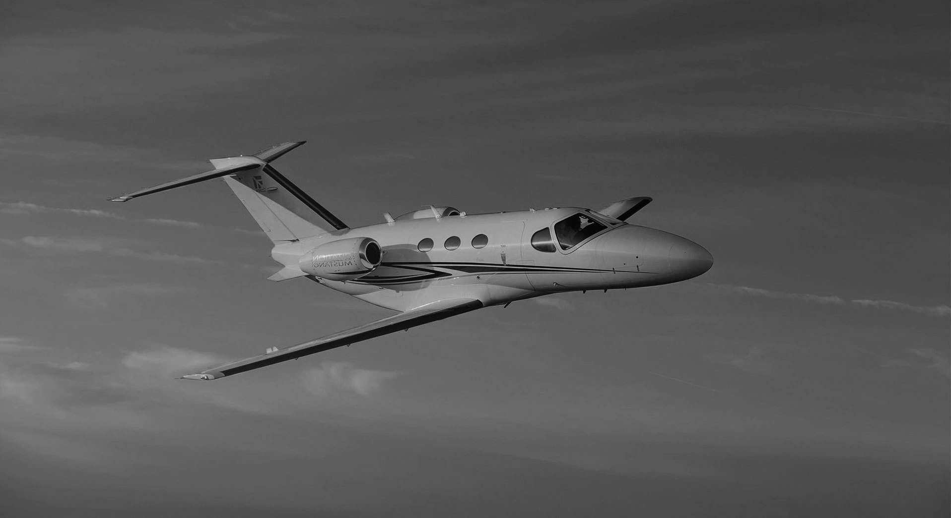 Cessna Citation Mustang private jet - very light jet private jet ...